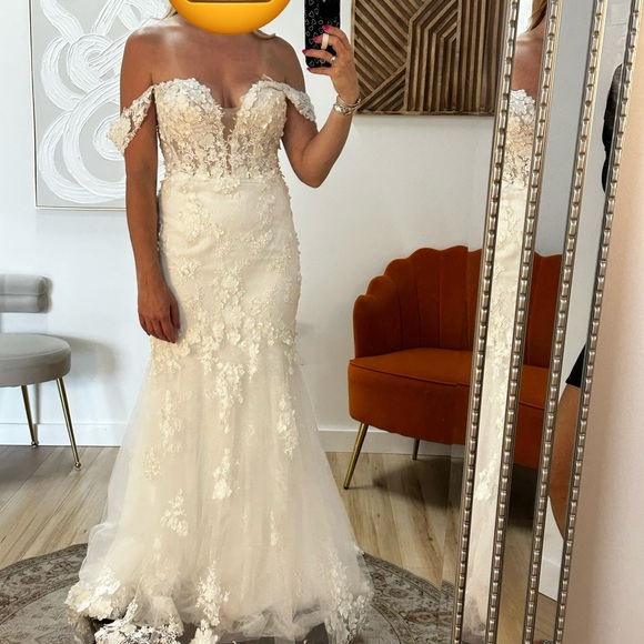 lis simon | Dresses | Lis Simon Maya Wedding Dress | Poshmark
